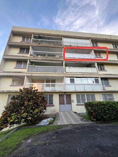 Appartement à louer - Fort-de-France - 4 pièces - 3 chambres