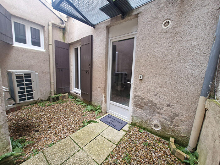 Appartement à louer - Auxerre, Centre-ville - 1 pièce