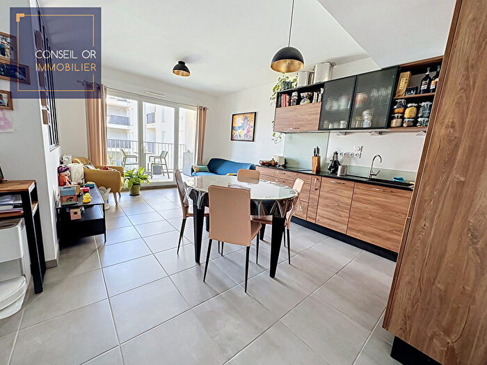 Appartement 3 pièces à vendre - Pierre-Bénite