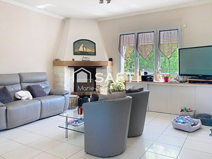 Maison à vendre - Rueil-Malmaison, Mazurieres - 8 pièces - 5 chambres