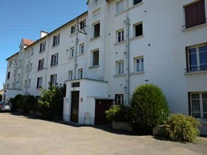 Appartement à louer - Saint Amatre, Auxerre - 2 pièces - 1 chambre