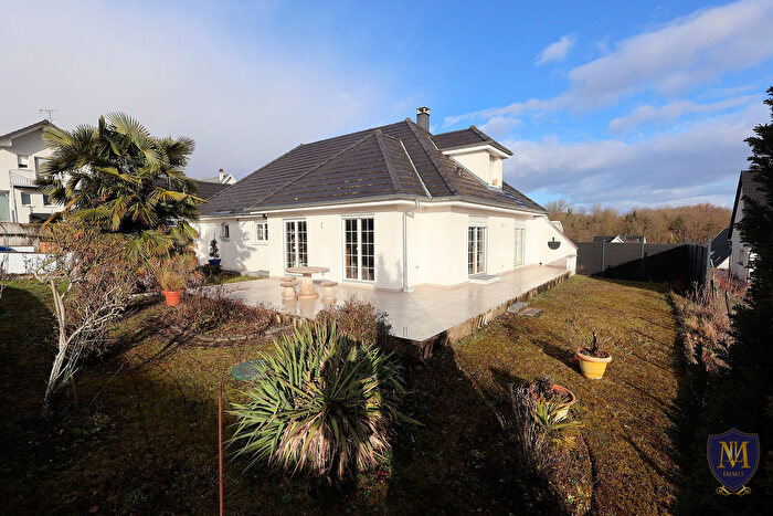 Maison à vendre - Hésingue - 6 pièces - 4 chambres