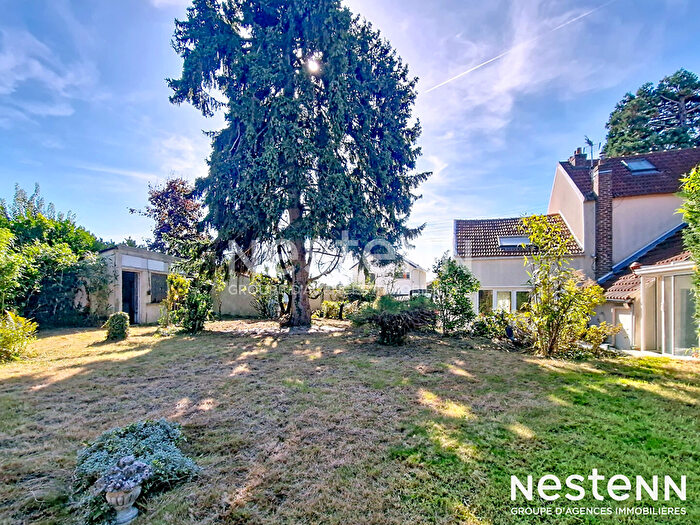 Maison à vendre - Bois-dArcy, Les Langots, La Croix Bonnet, Forêt Domaniale - 7 pièces - 5 chambres
