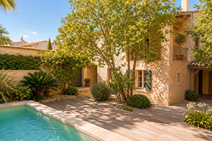 Maison 8 pièces à Saint-Rémy-de-Provence, à vendre