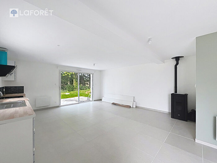Pontivy, Paul Langevin : Maison 4 pièces à louer