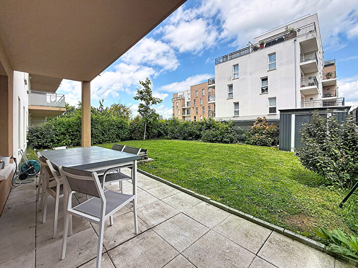 Appartement 4 pièces à Lucé, Centre-ville, à vendre