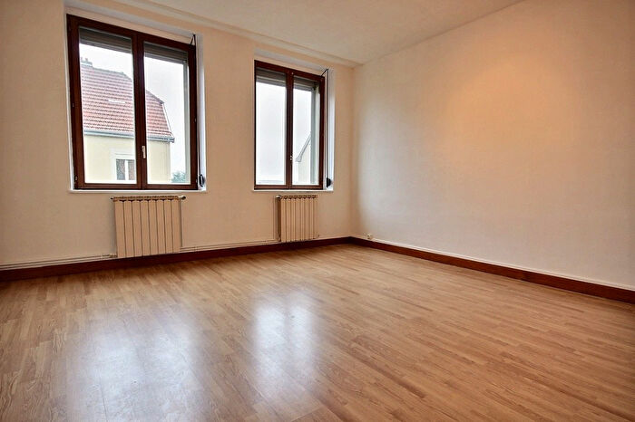 Appartement à louer - Saint-Privat-la-Montagne - 2 pièces - 1 chambre