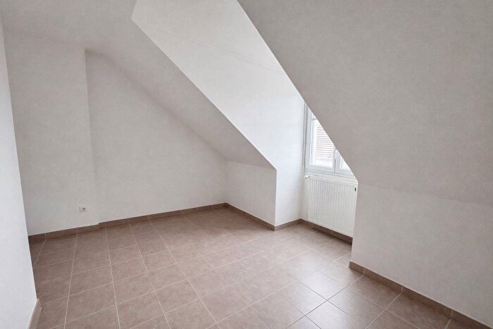 Appartement à louer - Domaine dArmainvilliers, Ozoir-la-Ferrière - 2 pièces - 1 chambre