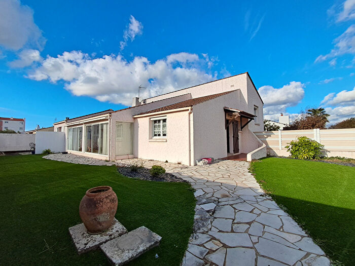 Maison à vendre - Olonne-sur-Mer, La Mérinière, La Vannerie, La Gillerie - 6 pièces - 3 chambres