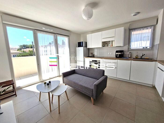 Appartement 2 pièces à vendre - Nîmes, Les Amoureux