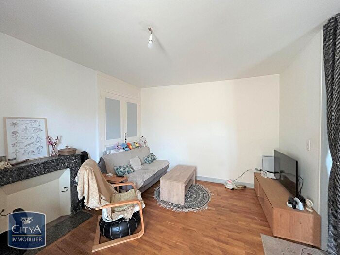 Appartement à louer - Limoges, Centre-ville, Hôtel de Ville, Emailleurs - 5 pièces - 3 chambres