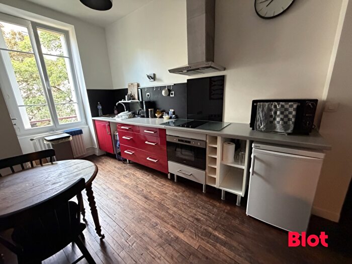 Quartiers Centre, Saint-Anne - Appartement 2 pièces à vendre