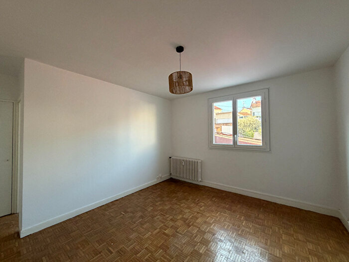 Limoges, CHU : Appartement 1 pièce à louer