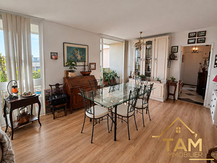 Appartement 5 pièces à Élancourt, Les Nouveaux Horizons, Les Mares, à vendre