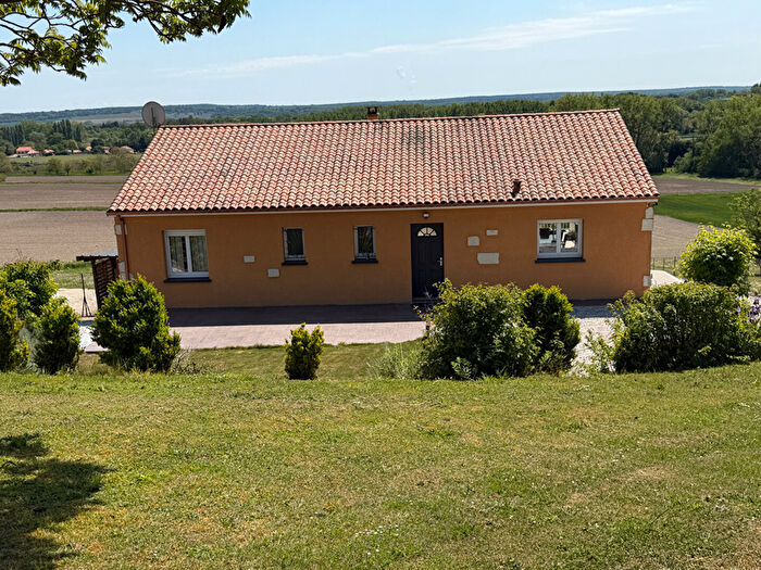 Naintré : Maison 6 pièces à vendre