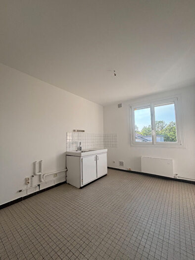 École-Valentin : Appartement 4 pièces à louer
