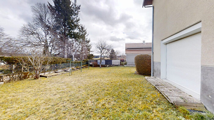 Maison à vendre - Montfaucon-en-Velay - 1 pièce - 3 chambres