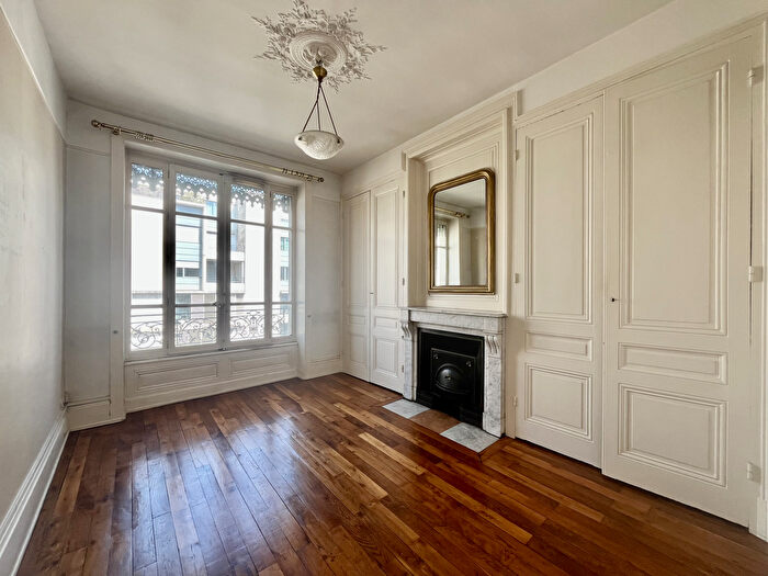 Appartement à vendre - Lyon e , Tête dOr, Vitton - 2 pièces - 1 chambre