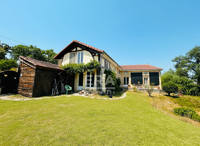 Maison 6 pièces à vendre à Troncens