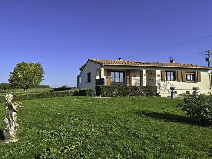 Maison 4 pièces à Fontaine-Chalendray, à vendre
