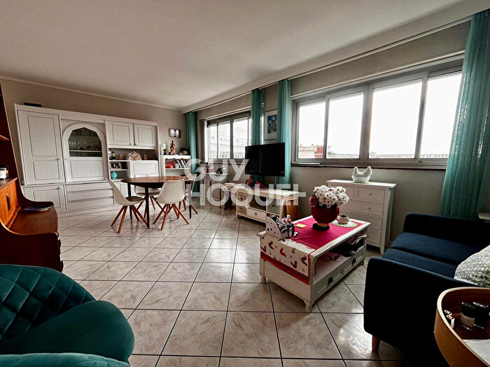 Appartement à vendre - Vanves, Centre Saint-Rémy - 4 pièces - 2 chambres