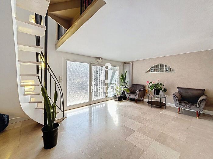 Maison à vendre - Les Pavillons-sous-Bois, Fourche - 6 pièces - 5 chambres