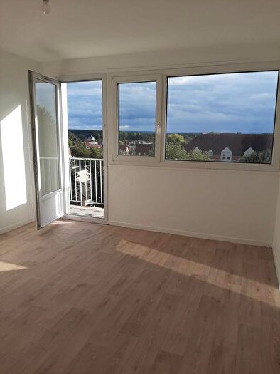 Noyon, Ceinture centre-ville, Beauséjour : Appartement 3 pièces à louer