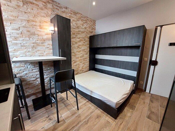 Appartement 1 pièce à Centre, Écully, à louer