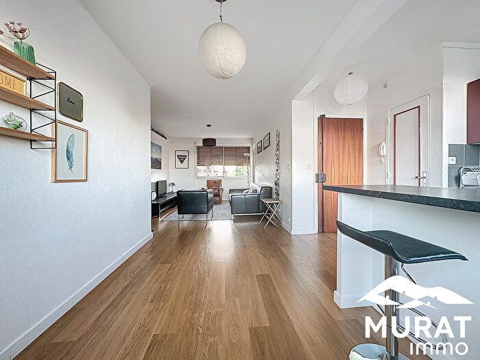 Appartement à vendre - Chamalières, Royat - 5 pièces - 3 chambres