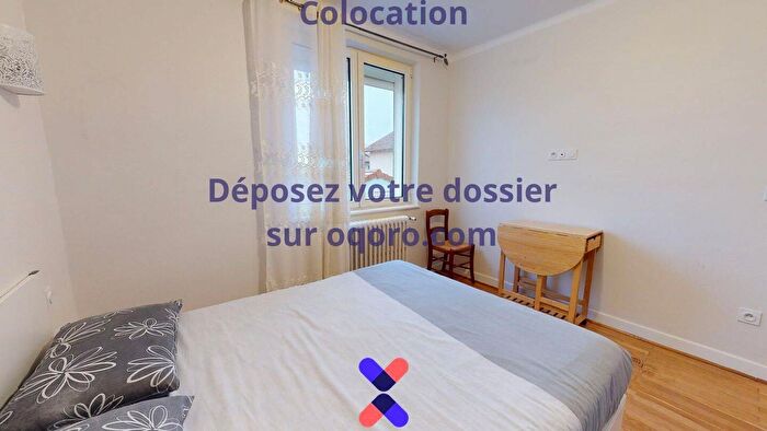 Maison à louer - Charréard, Vénissieux - 4 pièces - 3 chambres