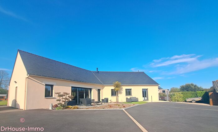Maison 7 pièces à Miniac-Morvan, à vendre