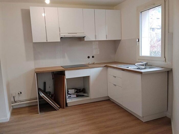 Appartement à louer - La Fontaine-Parc des Sceaux-Croix de Berny-Centre Ville, Antony - 2 pièces - 1 chambre