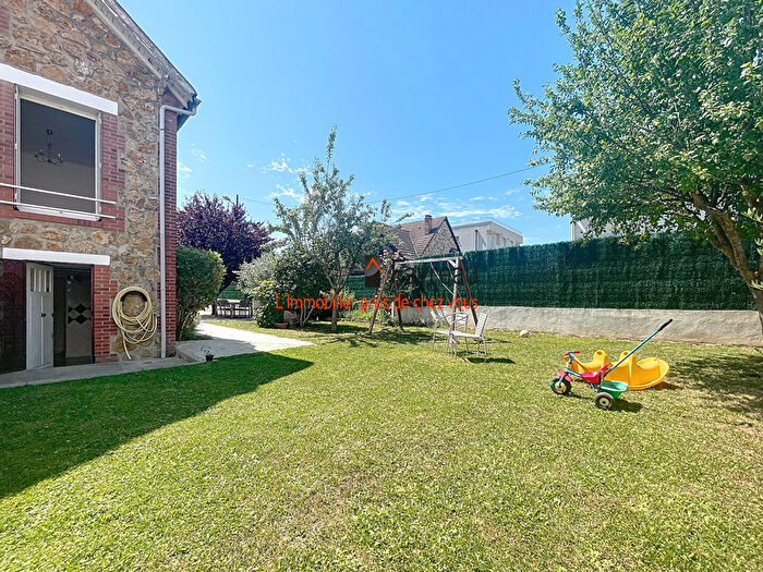 Maison à vendre - Vitry-sur-Seine, Plateau - 5 pièces - 4 chambres