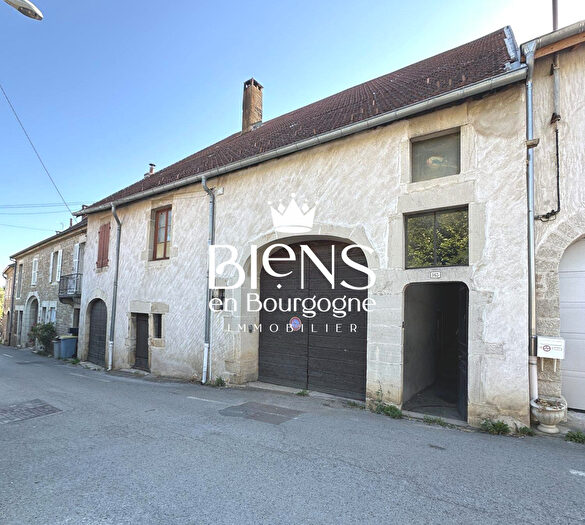 Maison 7 pièces à Perrigny, à vendre