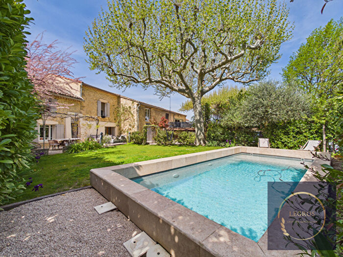 Noves : Maison 9 pièces à vendre