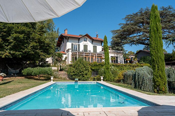 Caluire-et-Cuire, Vassieux, Crépieux : Maison 6 pièces à vendre