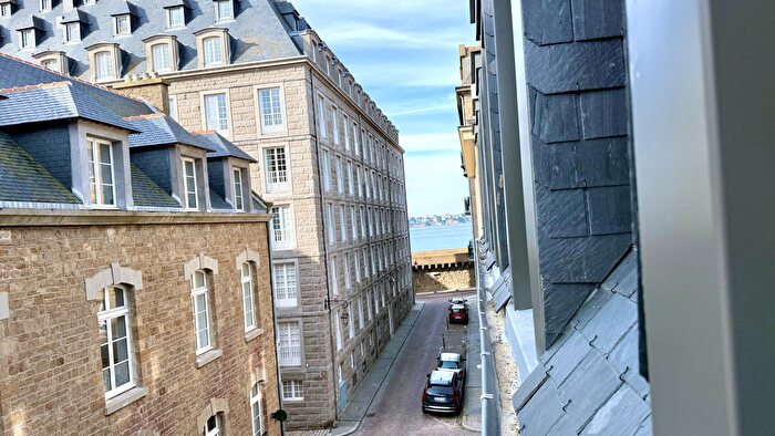 Appartement à vendre - Saint-Malo - 4 pièces - 3 chambres