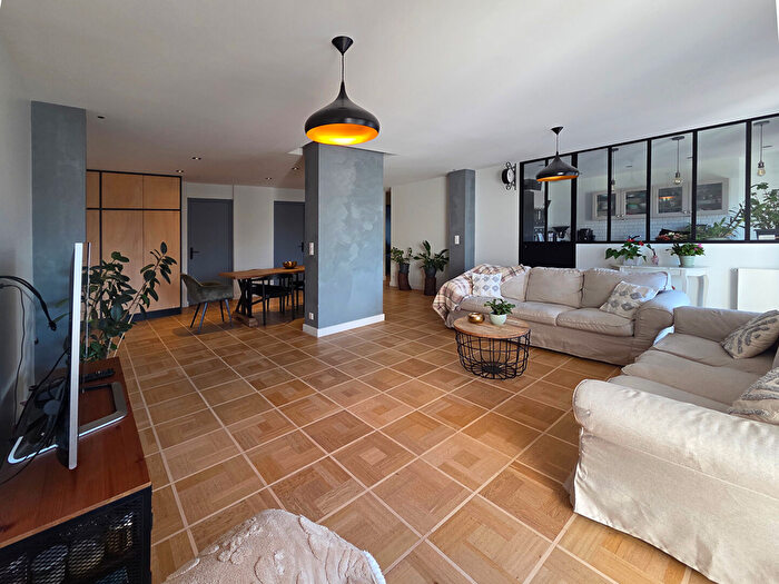 Appartement à vendre - Écully, Centre-ville - 4 pièces - 3 chambres