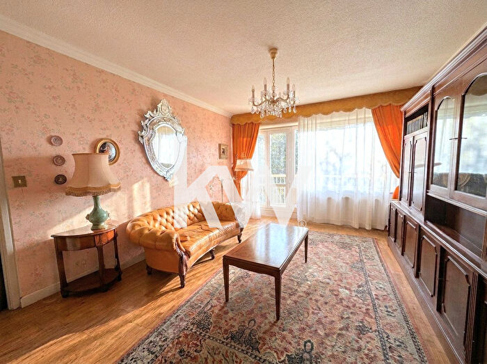 Appartement à vendre - Saint-Étienne, La Métare, Le Portail Rouge, Fauriel, Villeboeuf - 3 pièces - 2 chambres