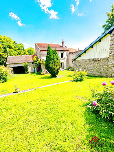 Bourbonne-les-Bains : Maison 5 pièces à vendre
