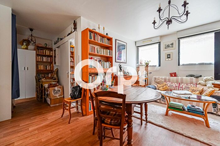 Appartement 2 pièces à Paris 20ème, Père Lachaise, Réunion, à vendre