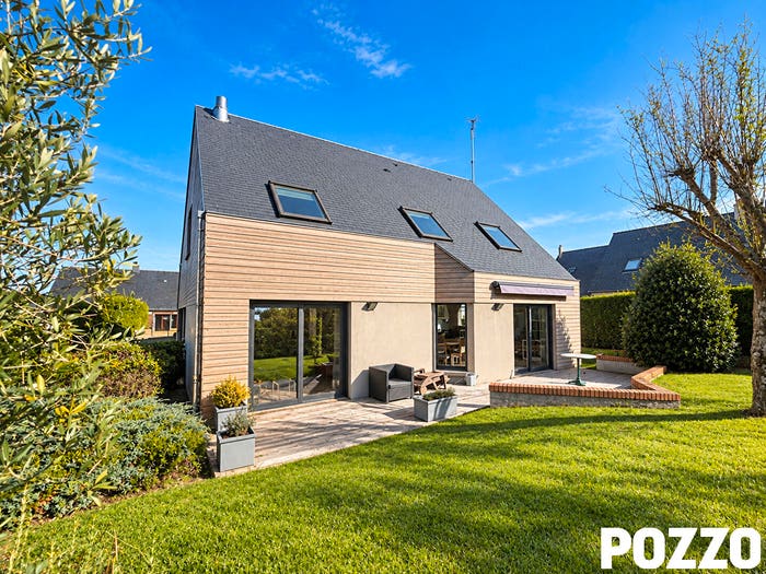 Maison 6 pièces à Saint-Hilaire-du-Harcouët, à vendre