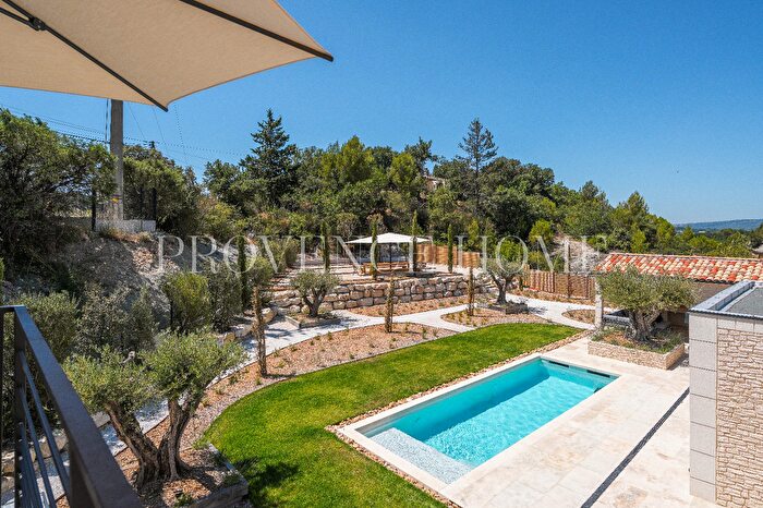 Saint-Saturnin-lès-Apt - Maison 6 pièces à vendre