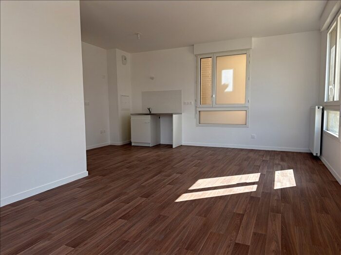 Appartement 3 pièces à louer à Clichy-sous-Bois, La Forêt