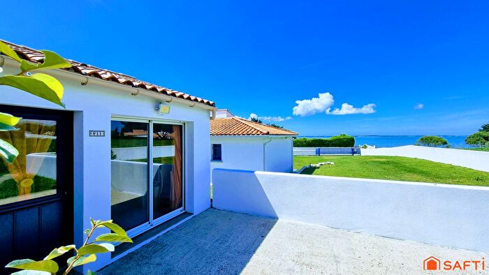 Meschers-sur-Gironde : Maison 2 pièces à vendre