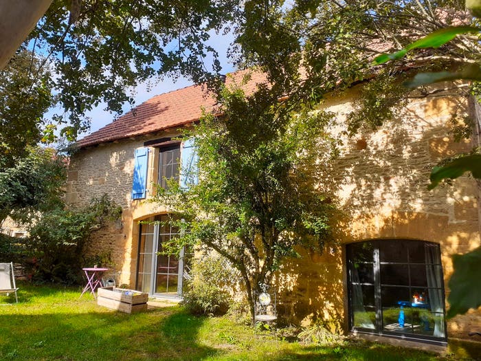 Maison 10 pièces à vendre à Saint-Cyprien
