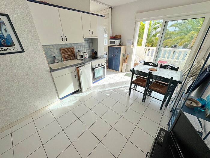 Appartement à vendre - Saint-Jean-de-Luz, Centre-ville - 2 pièces - 1 chambre