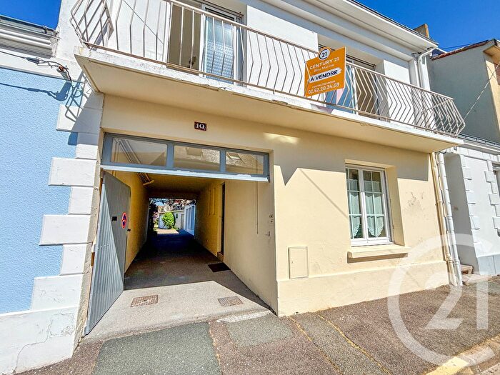 Les Sables-dOlonne, Gare - Maison 5 pièces à vendre