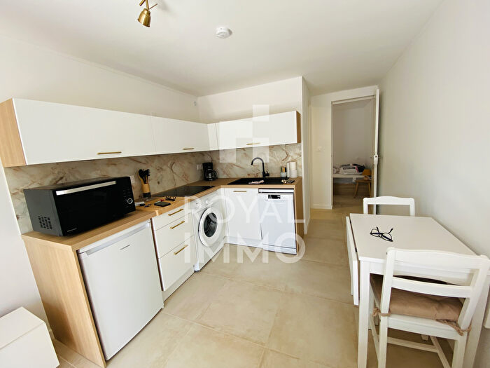 Six-Fours-les-Plages, Les Lones, Bucarin, Fort, Les Playes : Appartement 1 pièce à louer