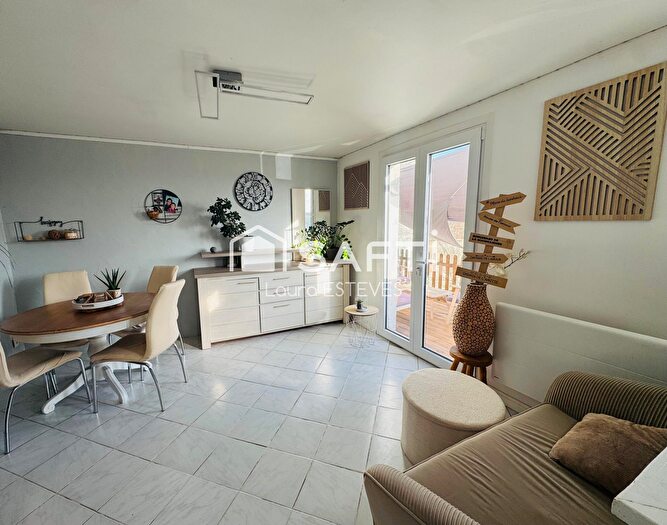 Maison à vendre - Villevaudé - 5 pièces - 4 chambres